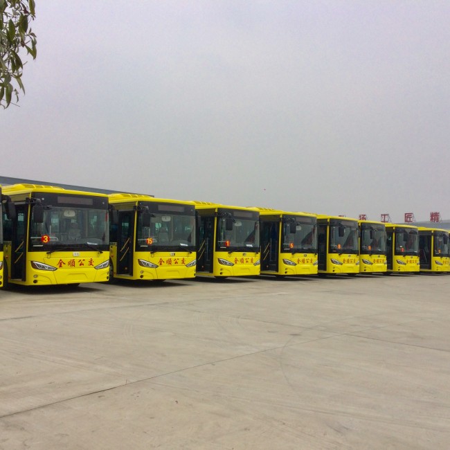 Electric Mini Bus with 215/75R17.5 Tyre 35 Passenger Capacity and 200KM ...